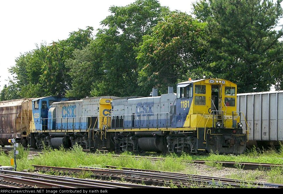CSX 1228 and 1181